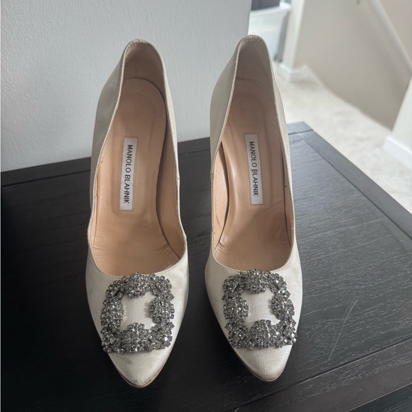 Manolo Blahnik | Shoes | Manolo Blahnik Cream Crystal Embellished Heels ...